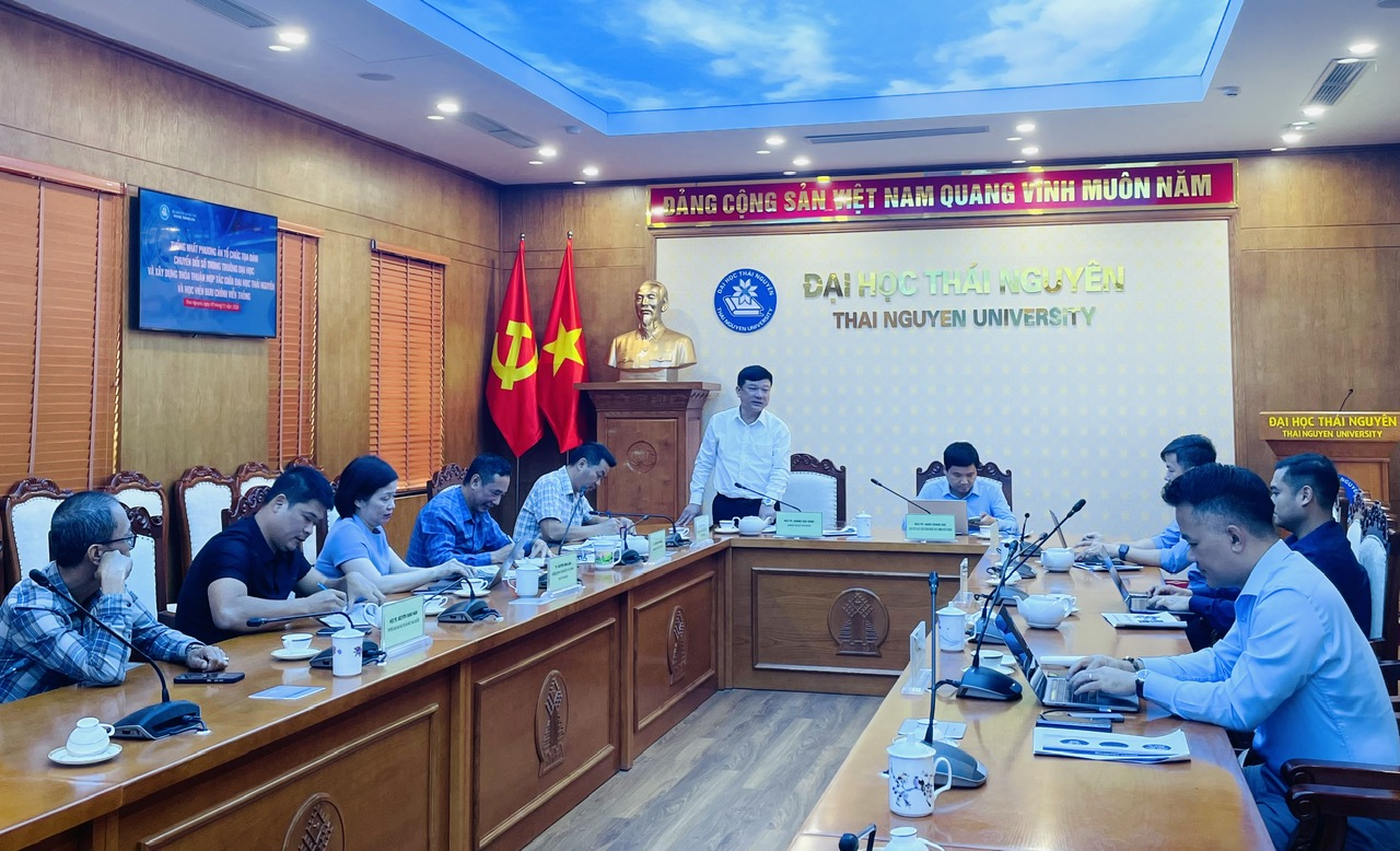 Đại học Thái Nguyên tăng cường hợp tác với Học viện Công nghệ Bưu chính Viễn thông về chuyển đổi ...